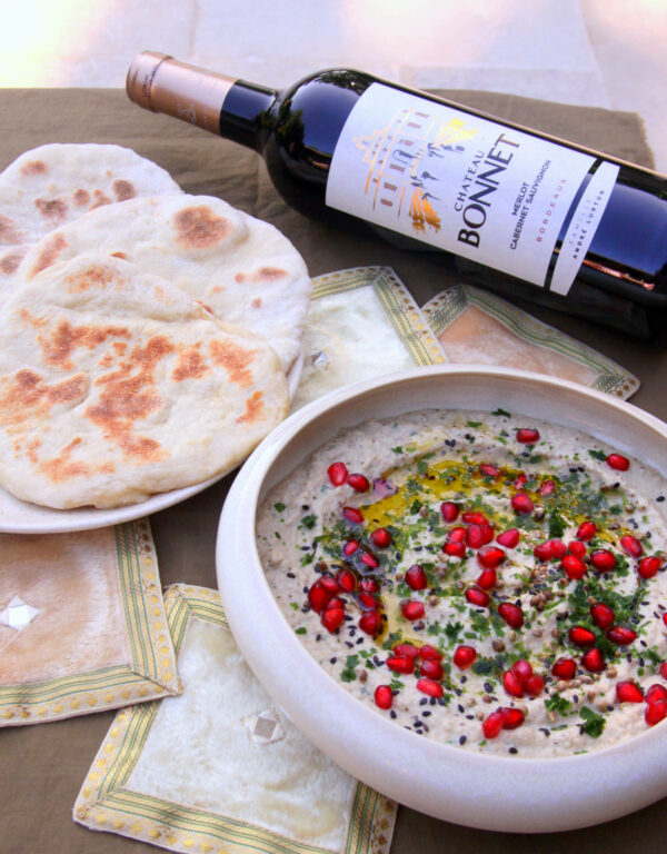Baba ganoush & pain pita maison, Château Bonnet rouge 2021
